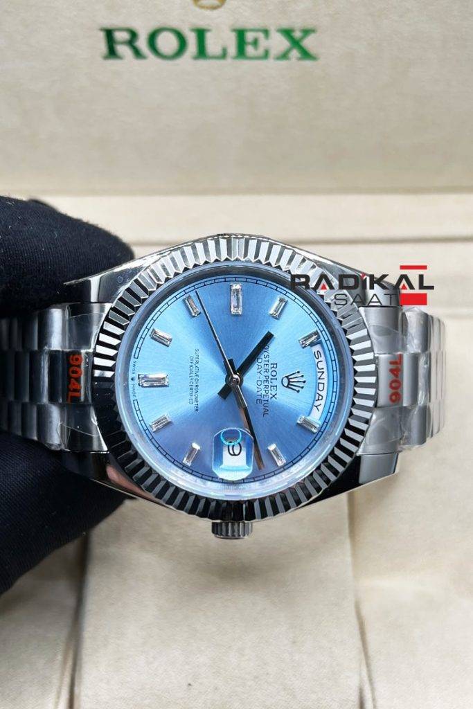 Rolex Day-Date Platin Buz Mavisi Kadran 40 MM